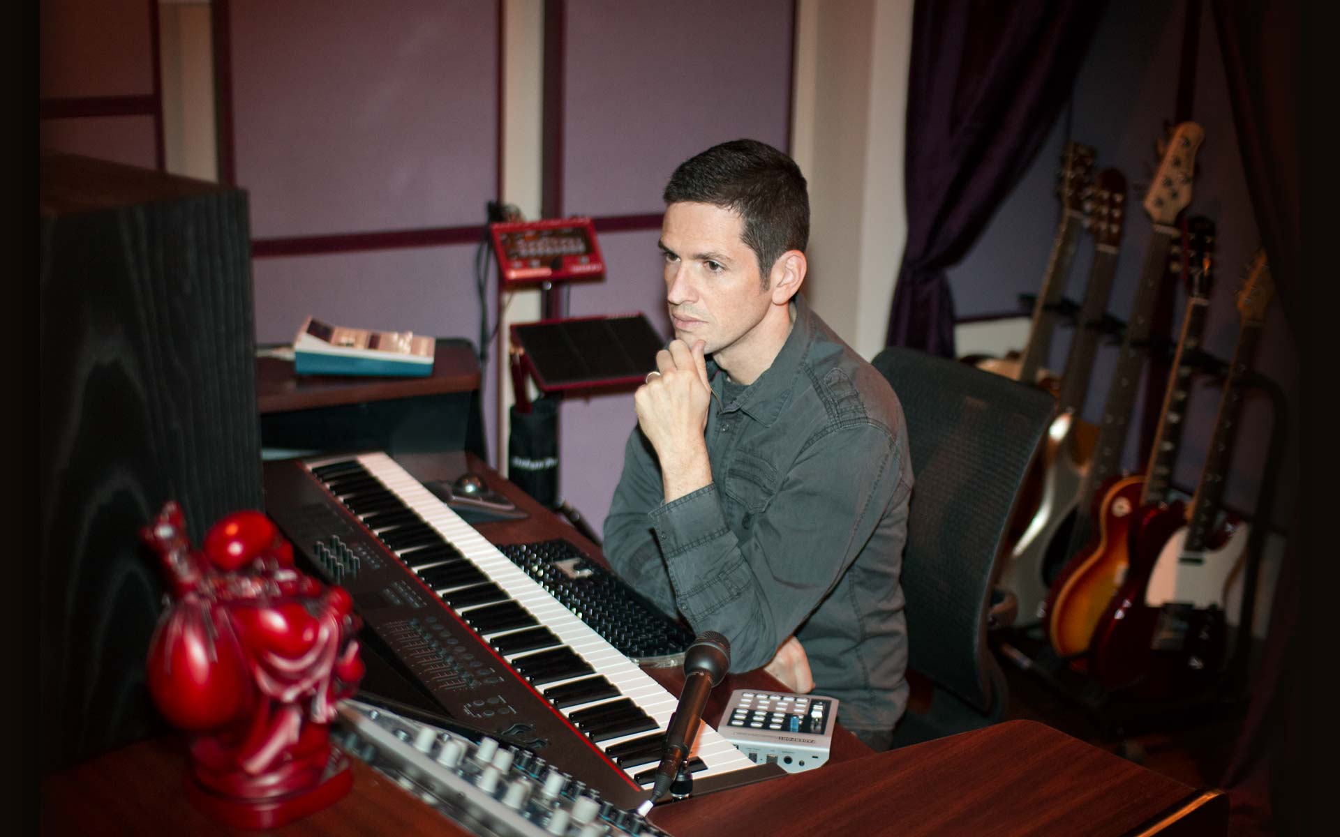 Miklos Malek - music producer / engineer / songwriter